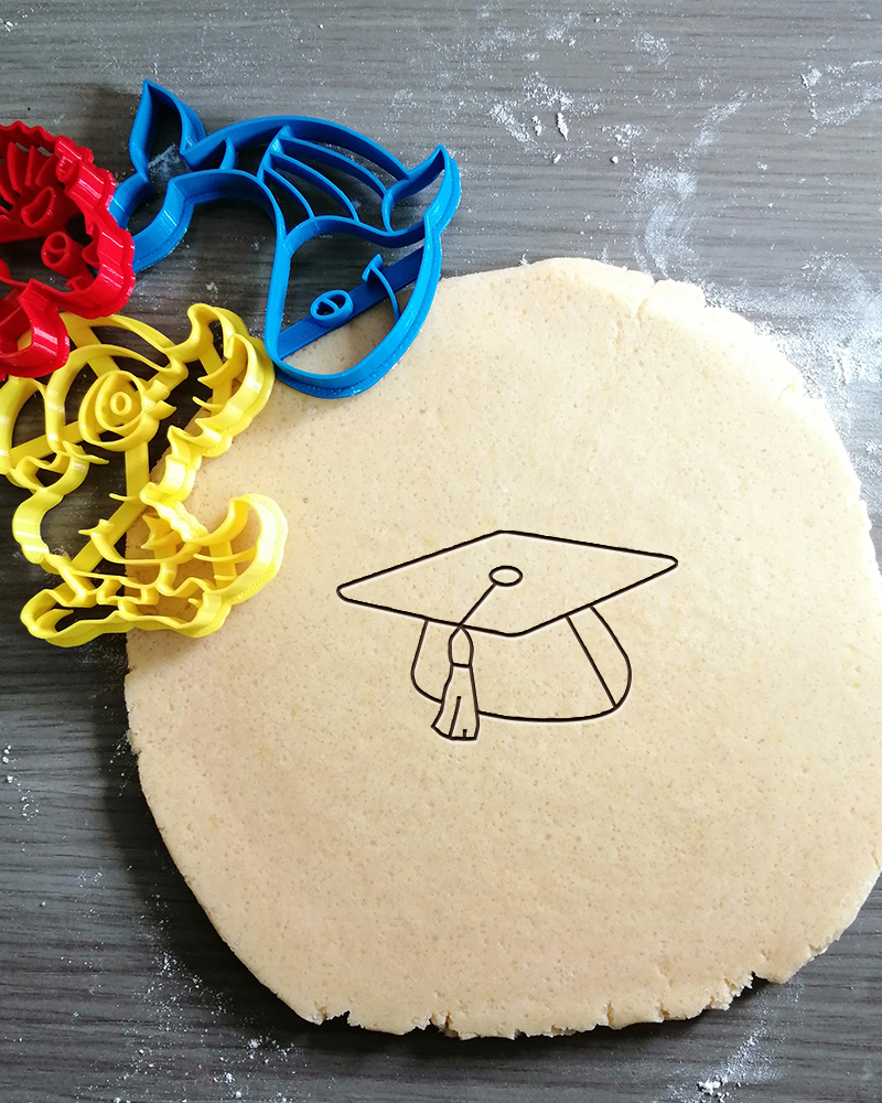 STL file Graduate Cap Cookie Cutter 🧢 ・3D printing design to download・Cults