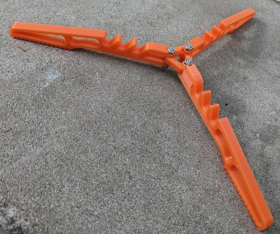 🏕️ Camping Fuel and Butane Can Stand or Tripod・Free STL File for ・Cults