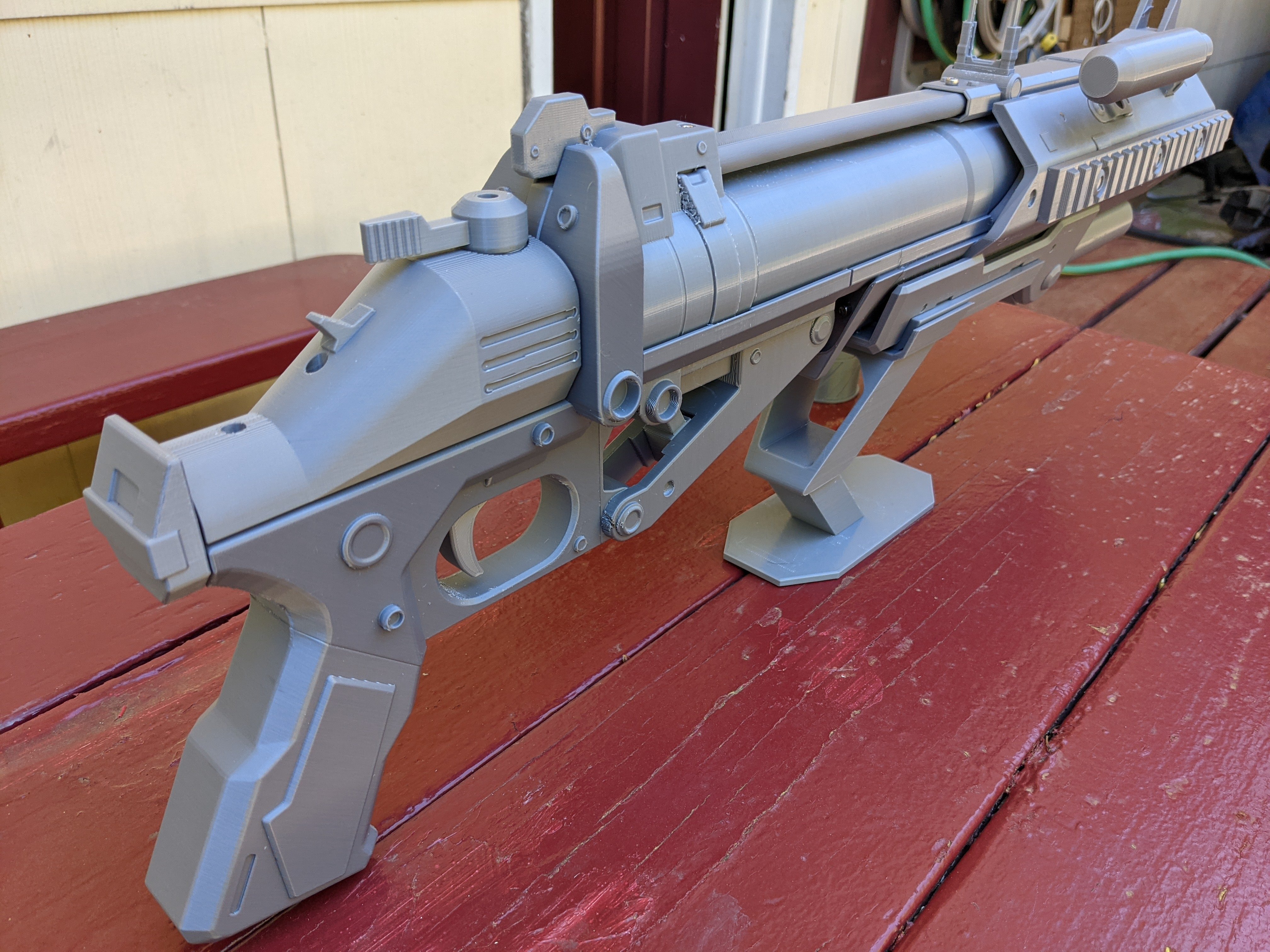 3D printing Halo Reach Grenade Launcher prop・Cults