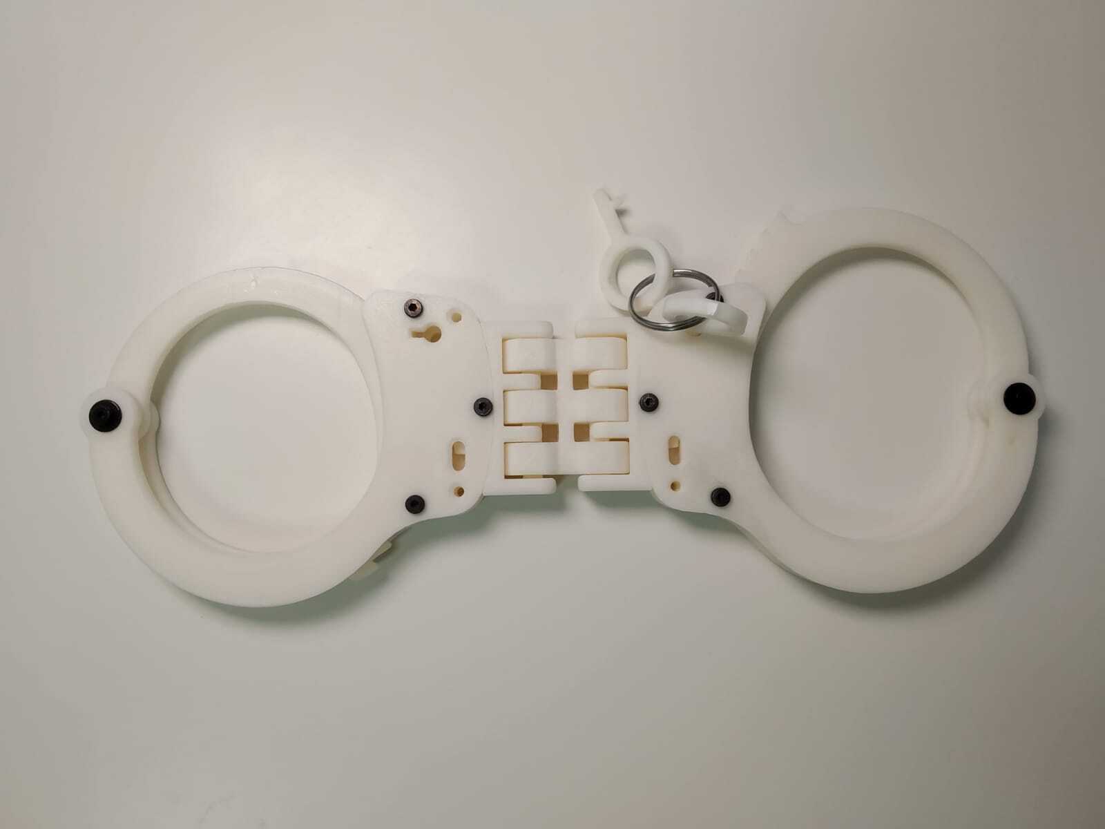 3D printed Hinged Handcuffs | Realistic・Cults