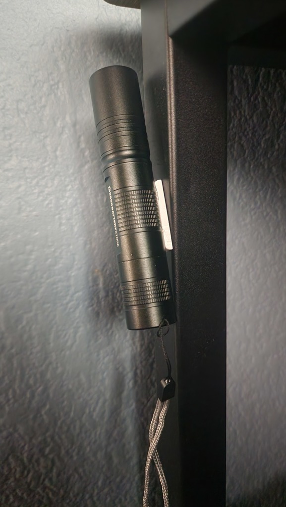 Free 3D file 18650 Store Flashlight w/ 6mm Magnet 🔦 ・3D printer design ...