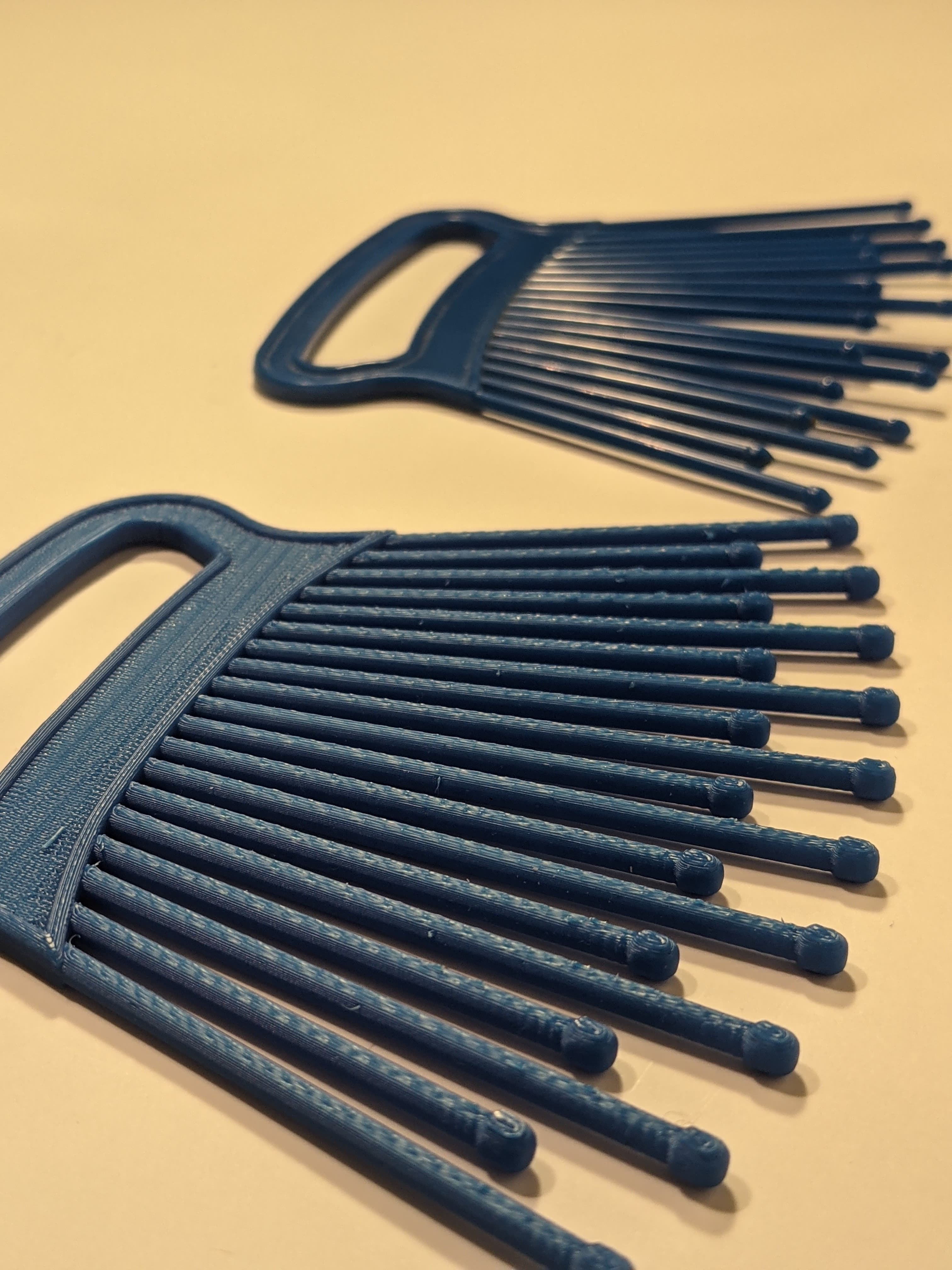 Free STL file Comb - Comb 💇 ・3D printable design to download・Cults
