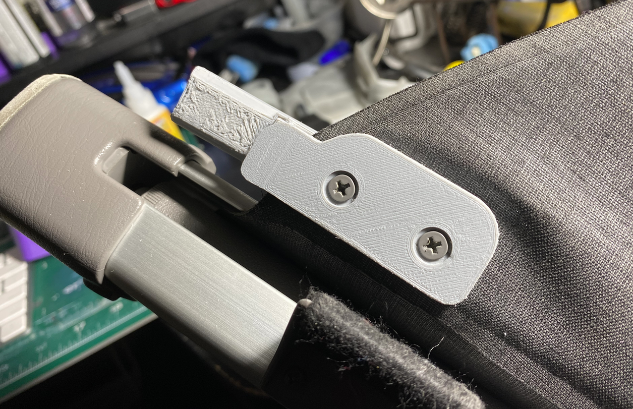 🚗 Tonneau Cover Clip - Toyota 4 Runner 2004-2009・Free STL File for ・Cults