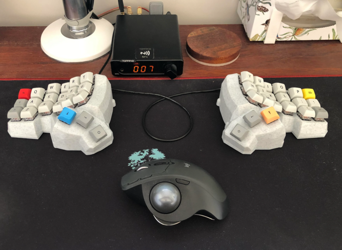 Free STL file Dactyl Manuform (crkbd) ⌨️ ・3D printing idea to download ...