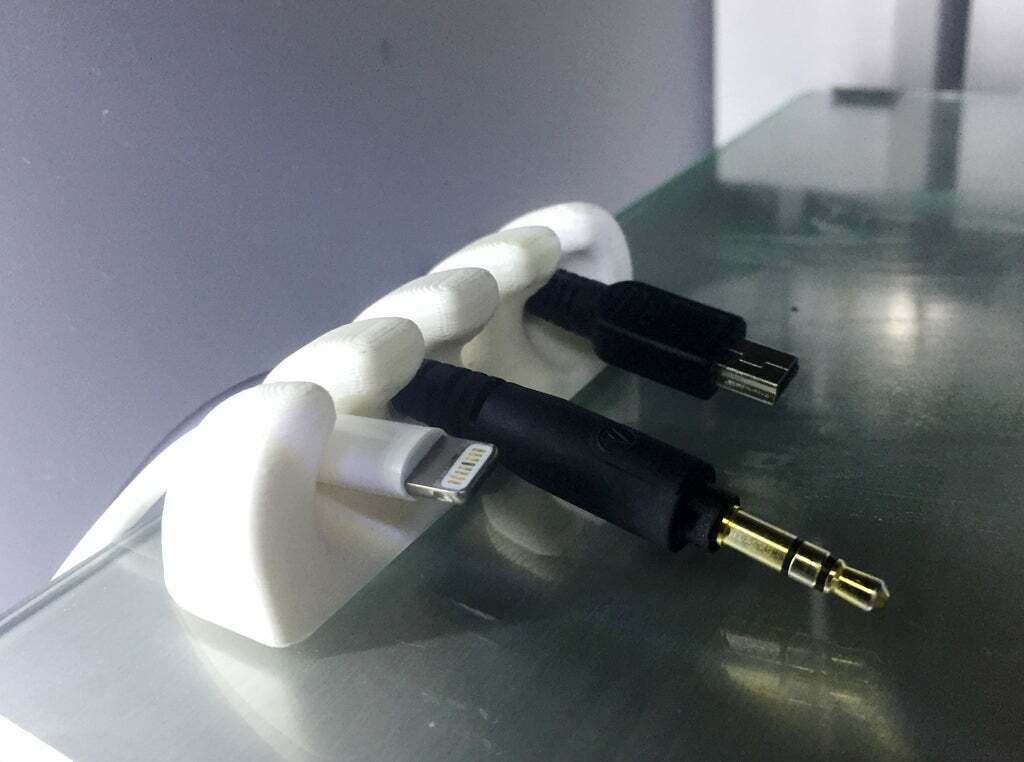Free STL file Cable Claw - Cable drop/holder 🔌 ・3D printer design to ...