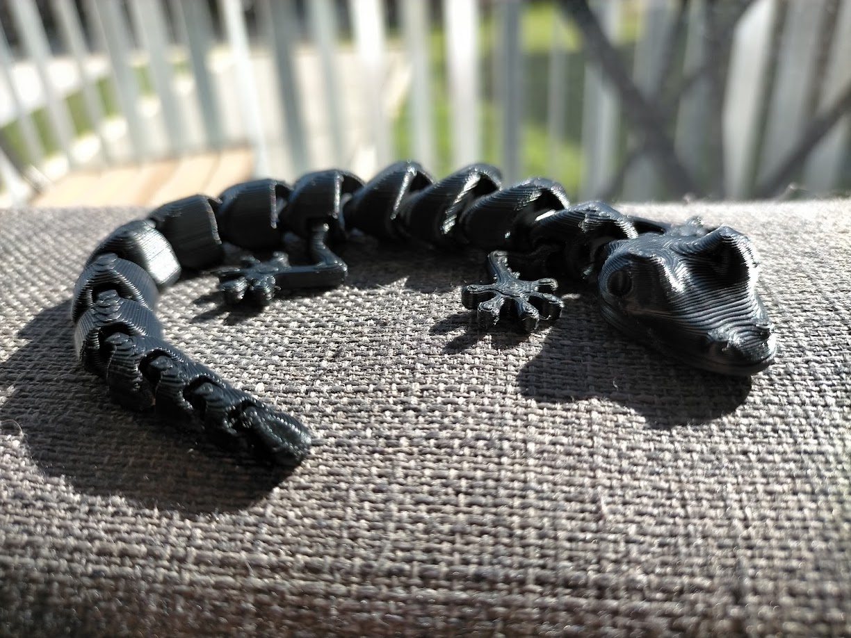 3D printable Articulated Lizard v2 • made with Artillery SWX1・Cults