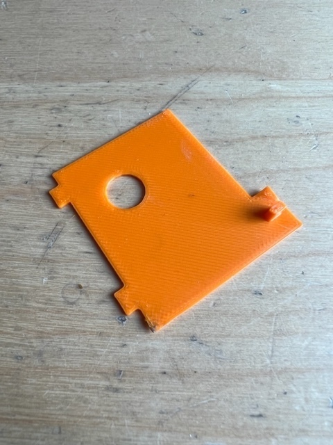 Free 3D file ICOM Battery spacer for IC-R20 or IC-R3 🔋 ・Object to ...