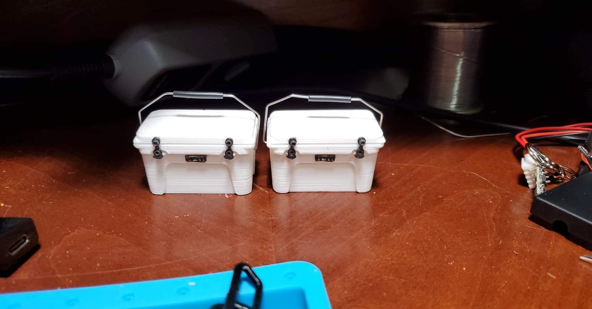 🎲 JETI Roadie 1/10th scale cooler・ STL File for ・Cults