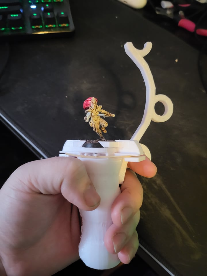 🖼️ Ergonomic Painting Grip / Handle for square, round and hex bases ...