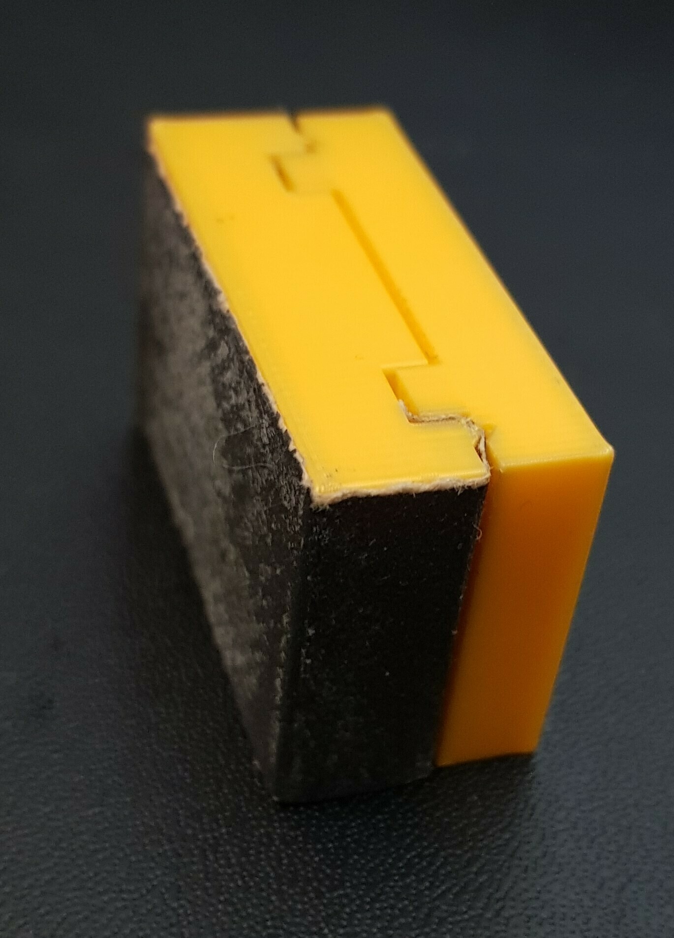 STL file Mini sanding block 2.5x4cm 🏠・3D printable model to download・Cults