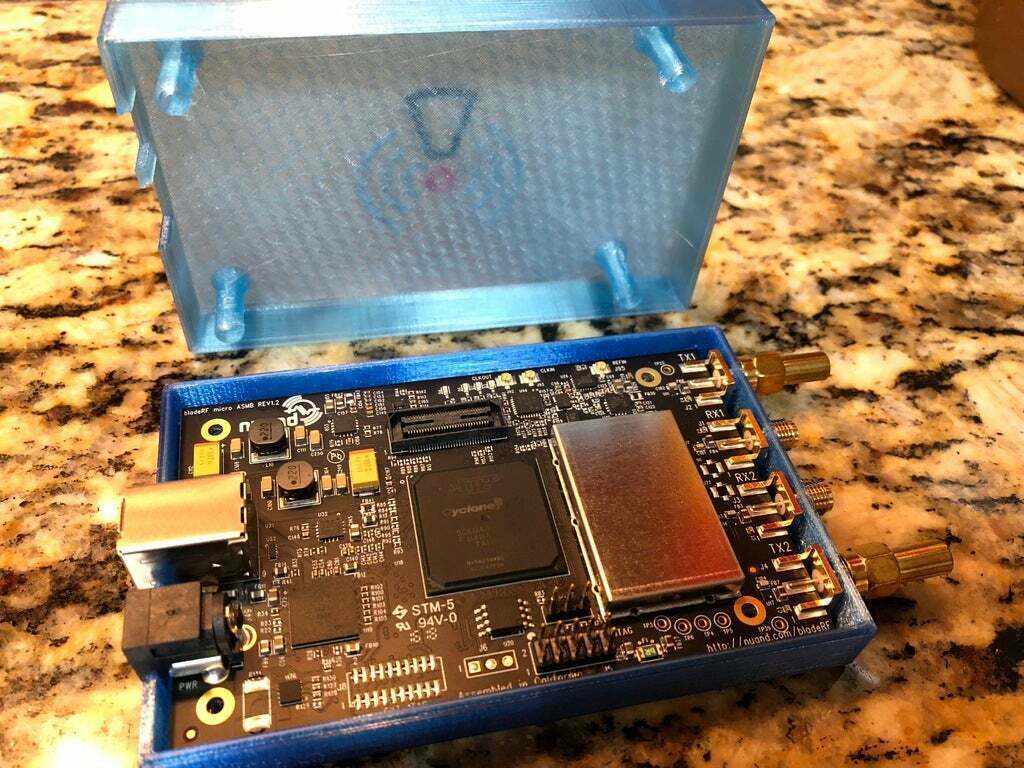 📻 Case for Nuand bladeRF 2.0 Micro・Free STL File for ・Cults