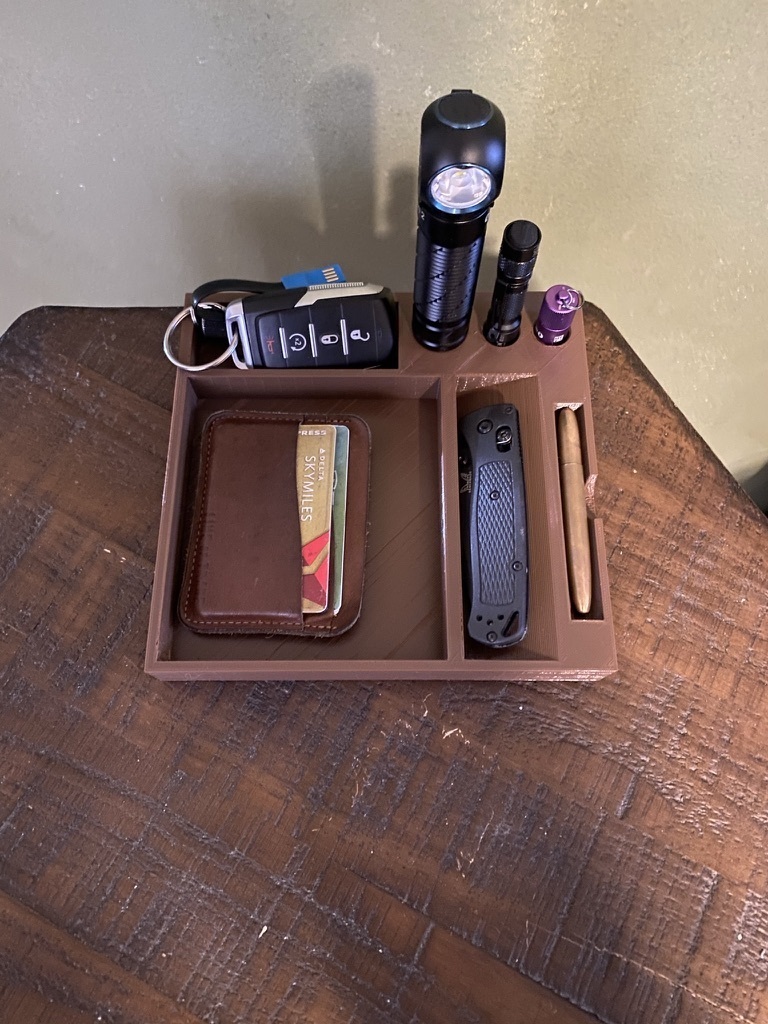 STL file EDC Pocket Dump Tray 🏠 ・3D print design to download・Cults