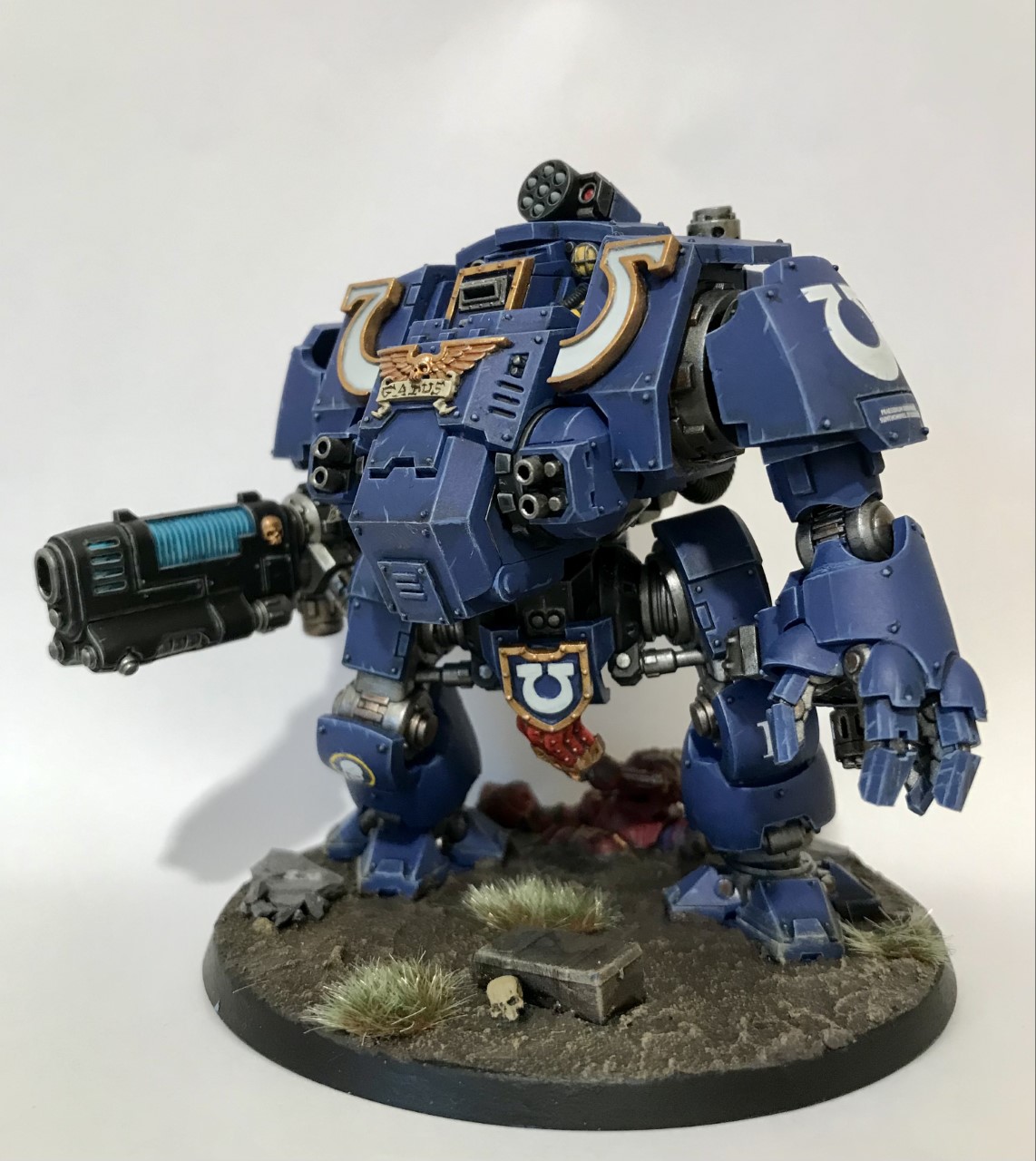 🛡️ Ultra marines Shield Plate with Lappets・ STL File for ・Cults