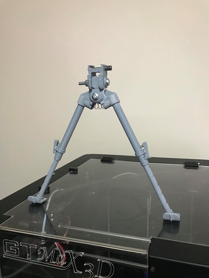 Archivo STL gratis Bípode de rifle 🔫 ・Modelo imprimible en 3D para ...