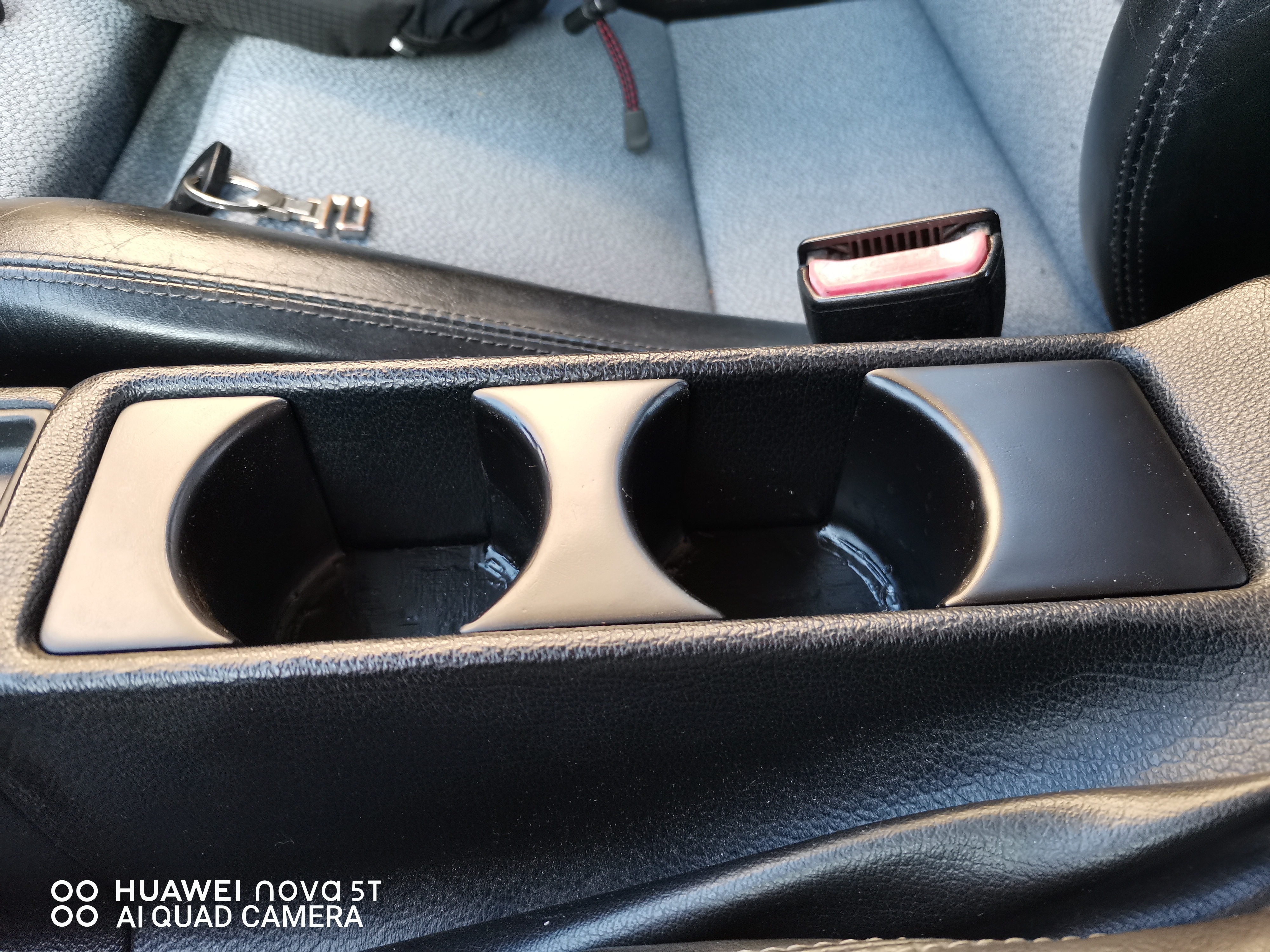 🚗 E34 Cup Holder・ STL File for ・Cults