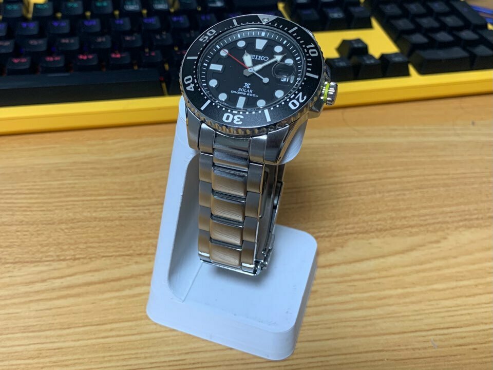 3D file WATCH CRADLE ⌚ ・3D printable model to download・Cults