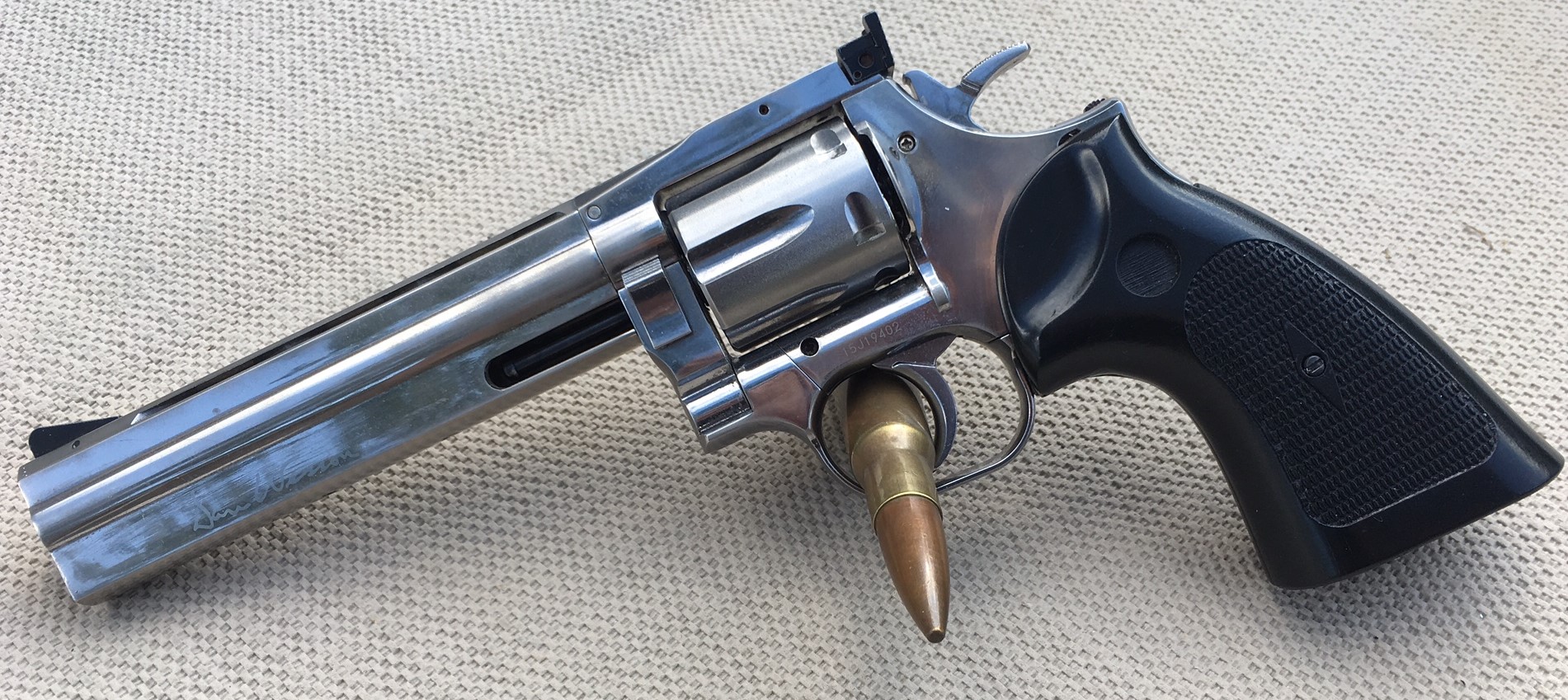 🔫 ASG Dan Wesson 715 Classic grips・文件用于 STL ・Cults