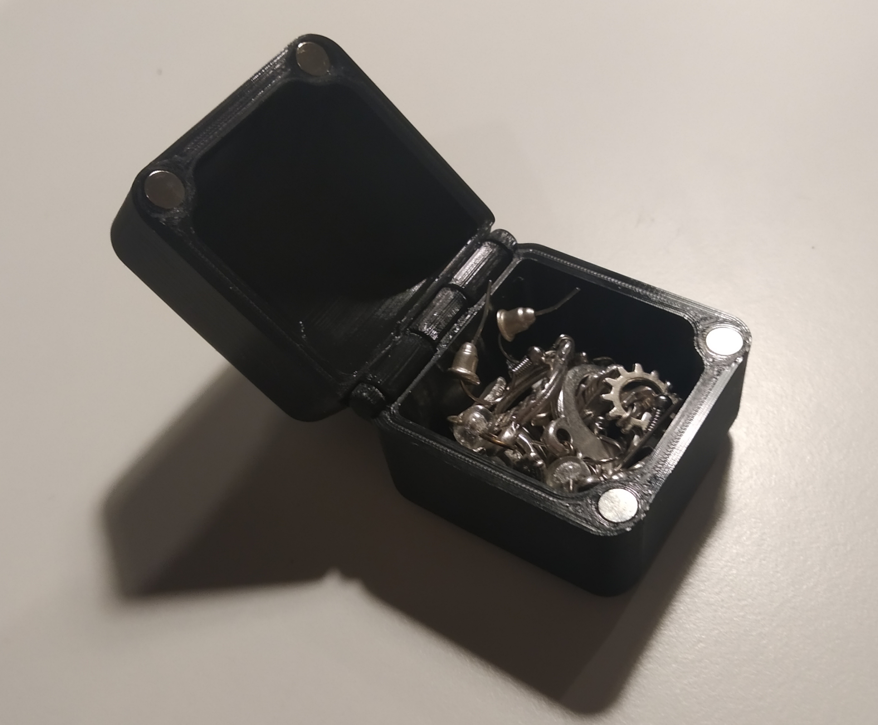 STL file Earrings box. 💍 ・3D printable model to download・Cults