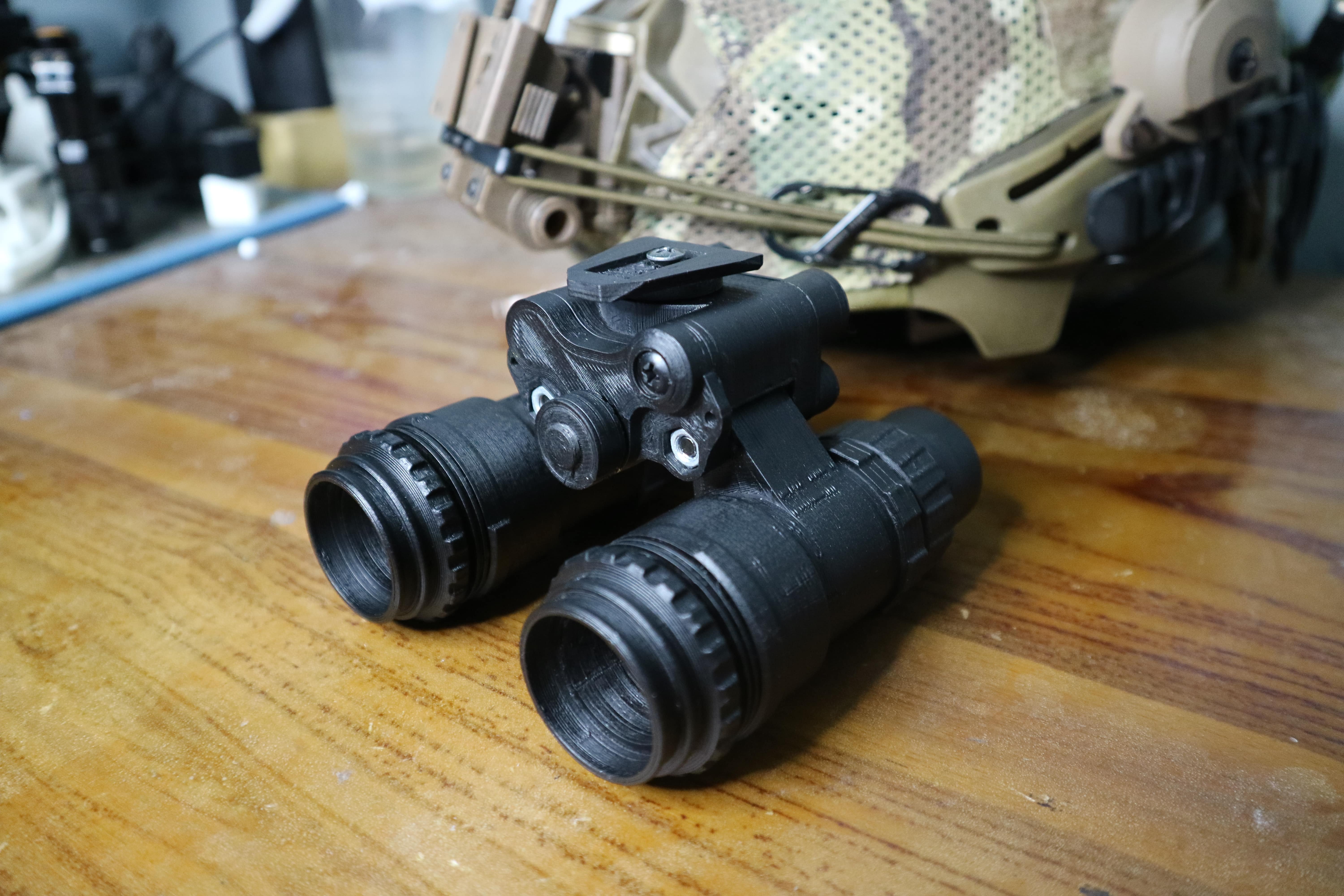 🥽 Replica PVS 15 NVG Night Vision Goggles for Airsoft・ STL File for ・Cults