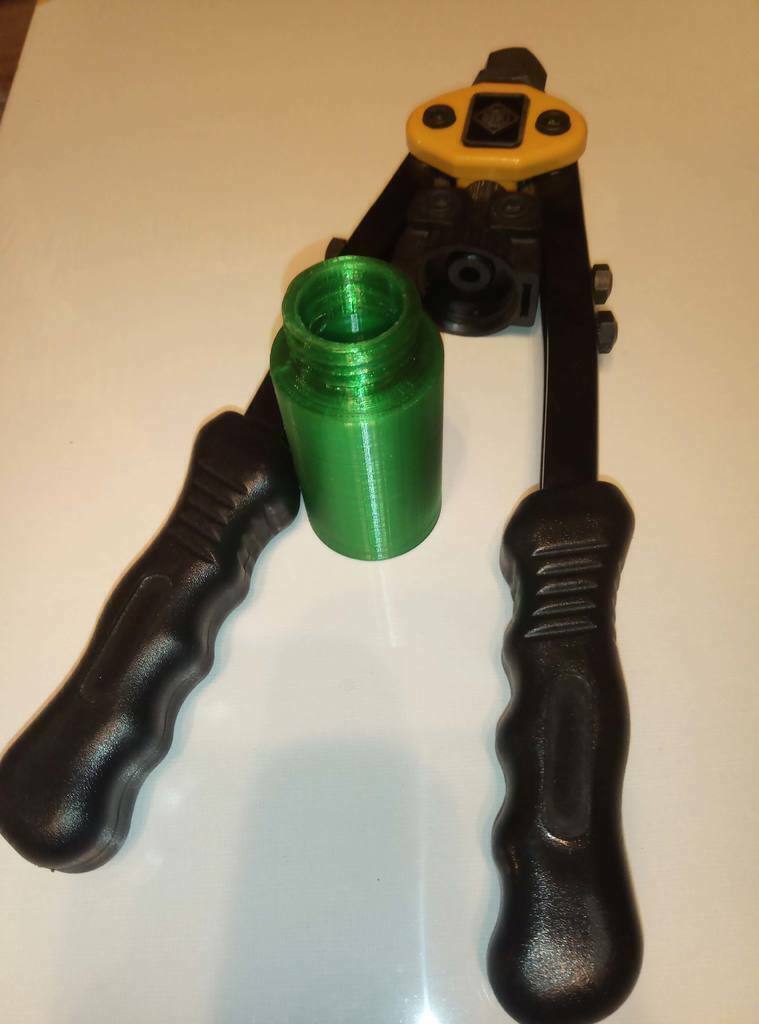 Free STL file riveter collection tube 27mm thread 🧵 ・Object to download ...