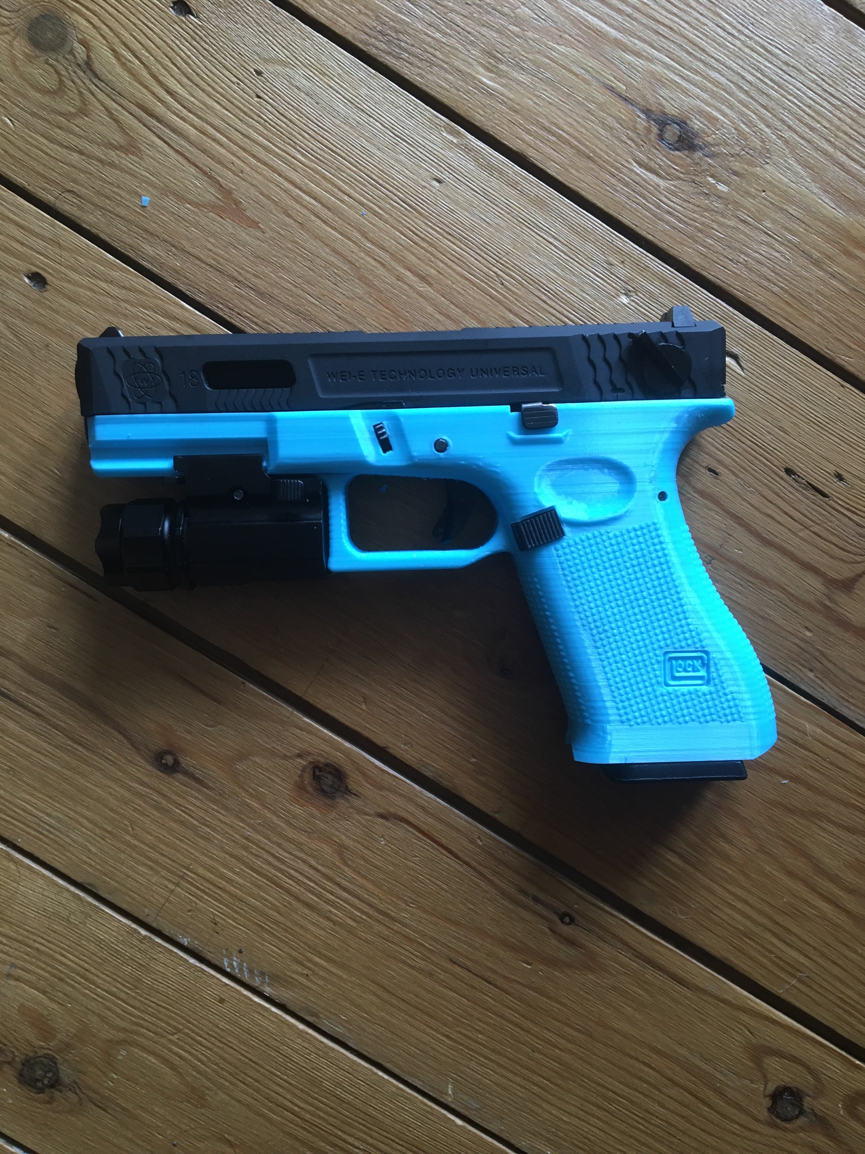 🔫 Airsoft Replica G17 Frame Classic Style・ STL File for 3D printing・Cults