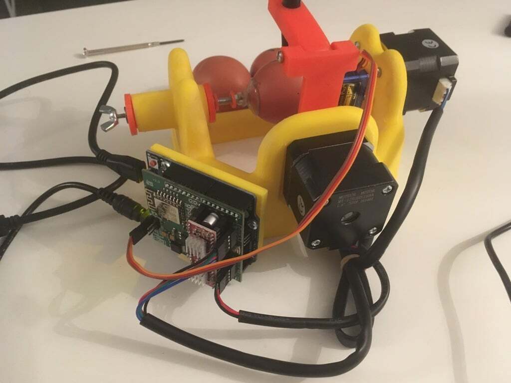 3D printable Sphere-O-Bot (eggbot MOD) Easter Eggs + Xmas ornaments creator・Cults