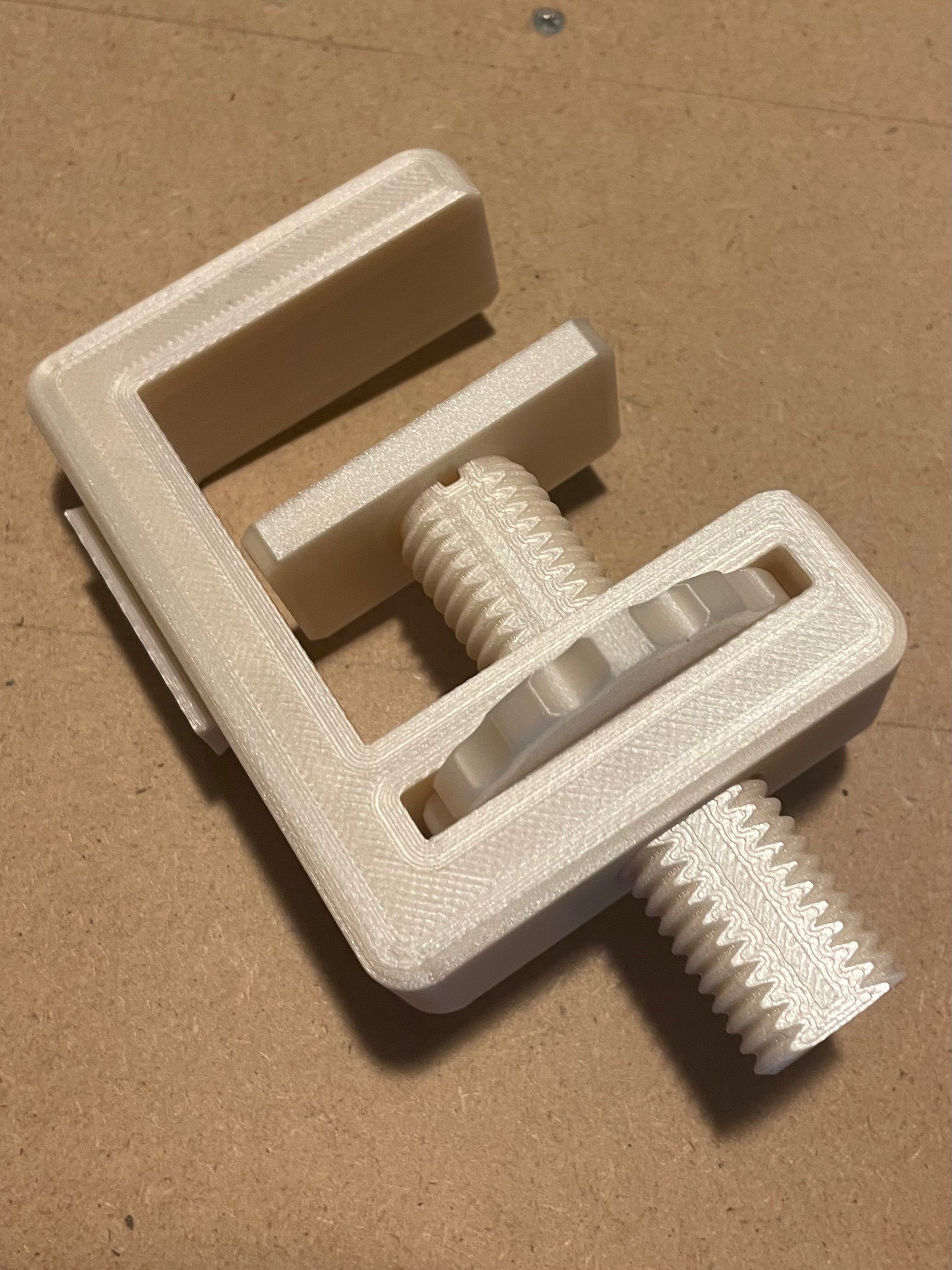 3D print Simple C Clamp for Remix・Cults