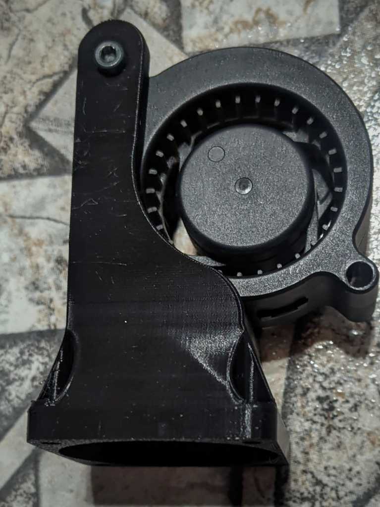Free 3D file 5020 blower to 40mm fan adaptor 🔌・3D printer model to ...