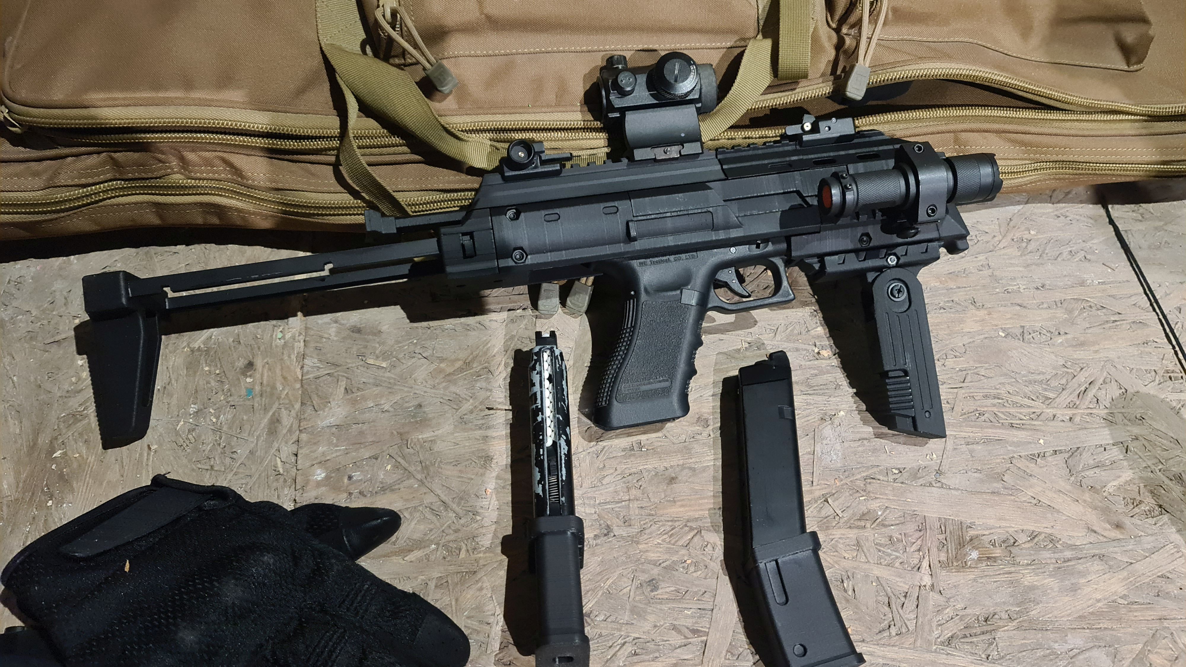 🔫 GLOCK BETA MP7 KIT・3D Print with the Ender 3 v2 3D printer・Cults