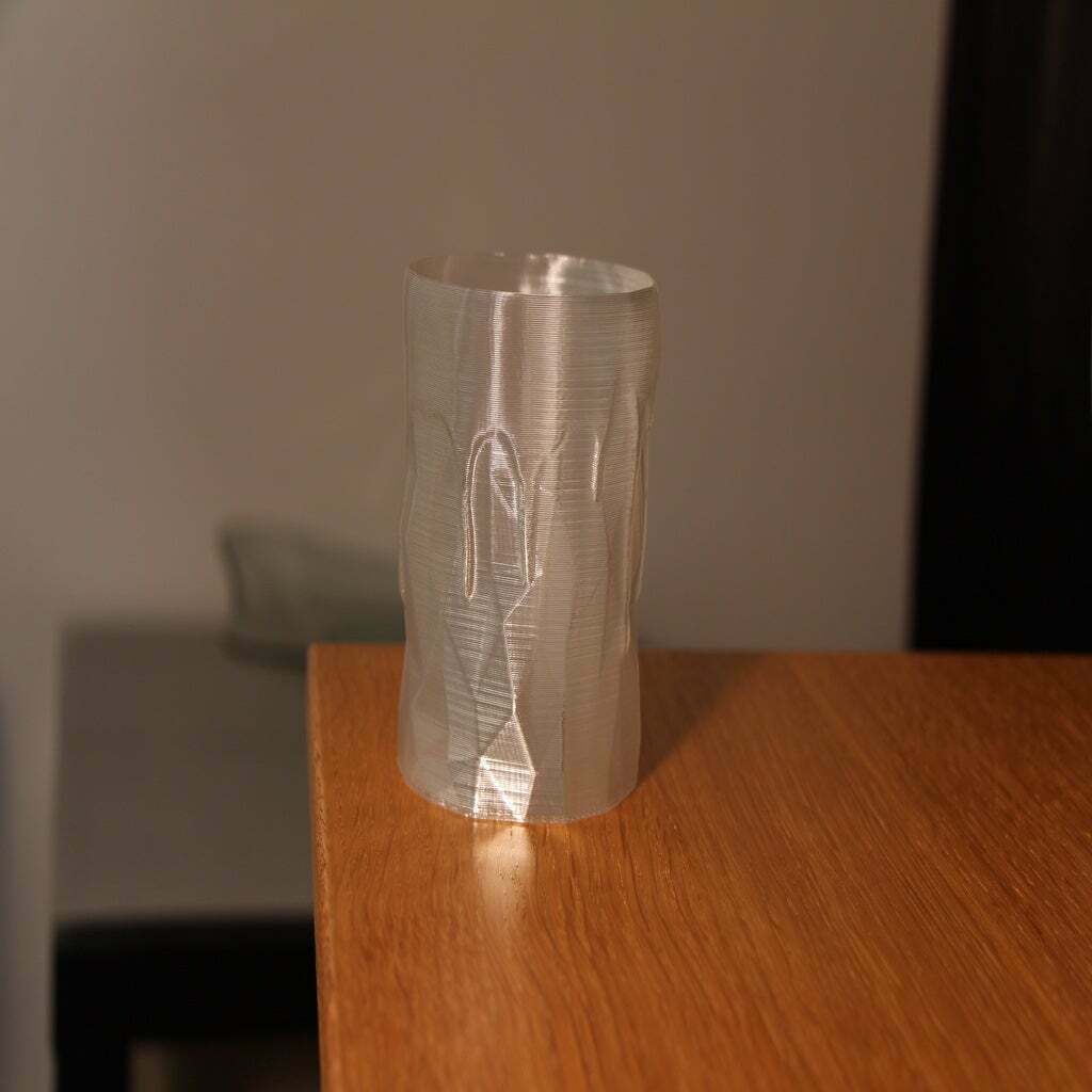 Free STL file Goop on Low Poly Vase 🏺 ・3D printable design to download ...