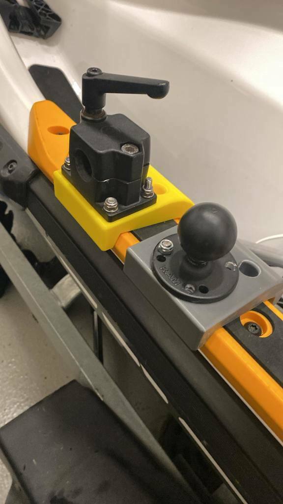 🧑‍🔧 Seadoo Fishpro sidestep mount・Free STL File for 3D printing・Cults