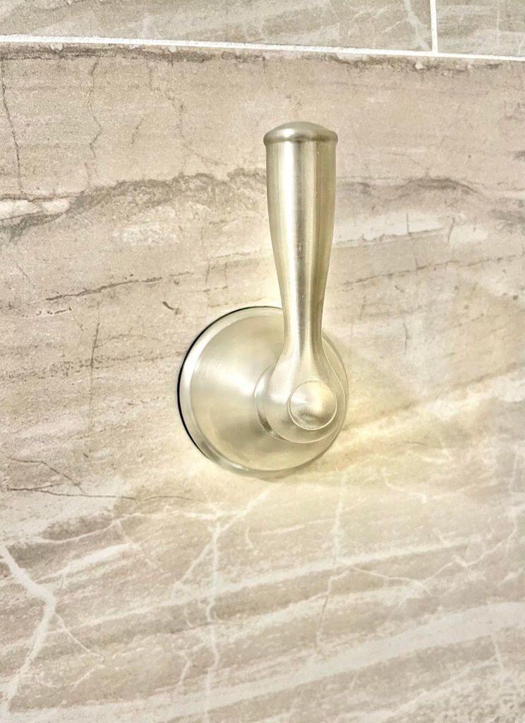 🚿 Minimalist Shower Valve Back Plate for Moen Valve・Free 3D File for ・Cults