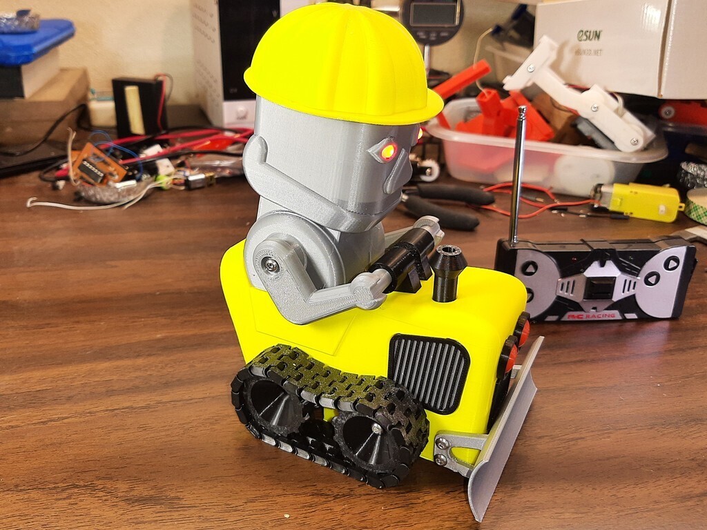 Fichier 3D gratuit Single Motot Steerable Robot Bulldozer 🤖・Modèle ...