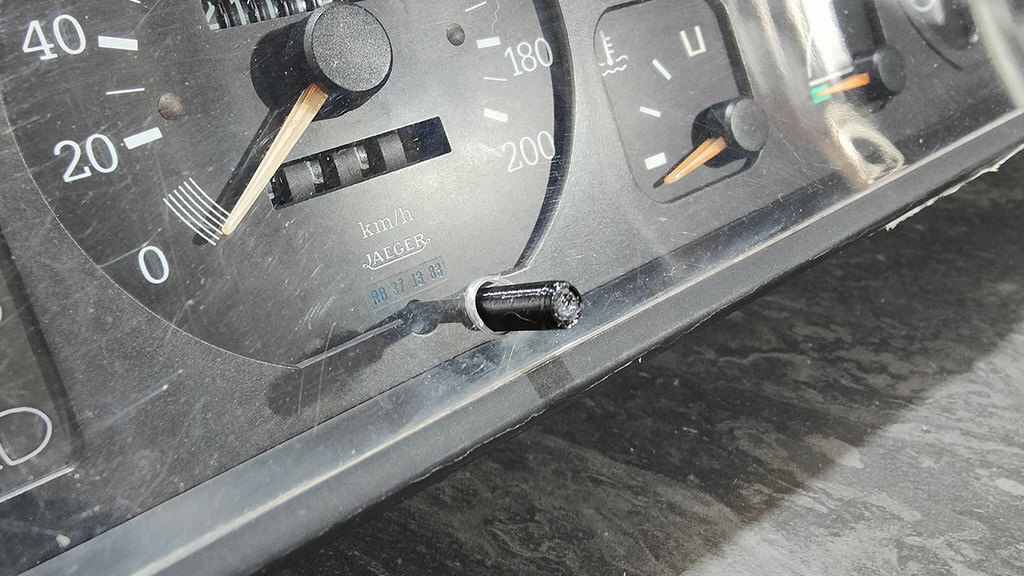 Free 3D file Renault 11 speedometer knob 🚗 ・Object to download and to ...
