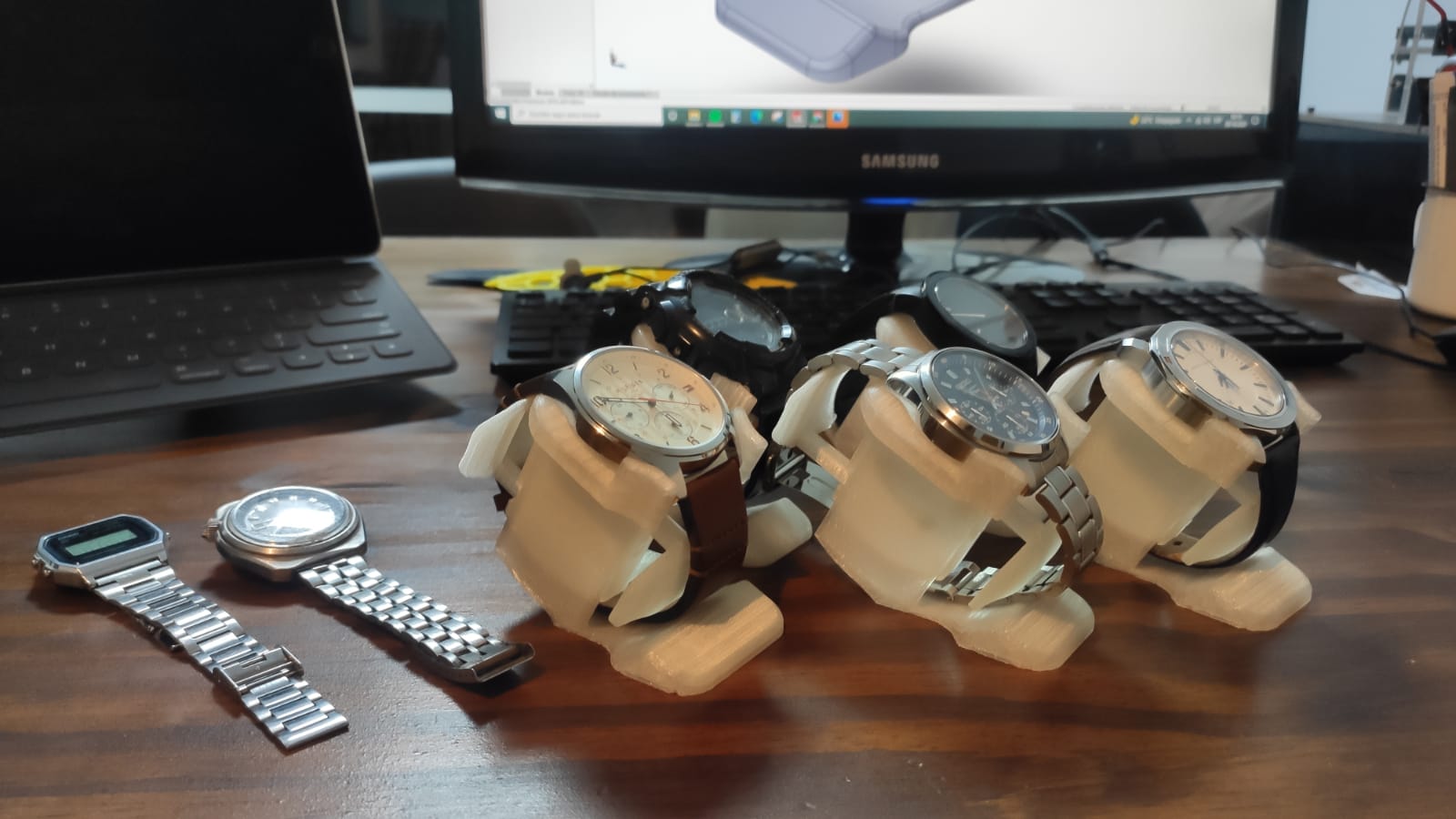 Free STL file STAND WATCH STAND WATCH ⌚ ・3D print design to download・Cults