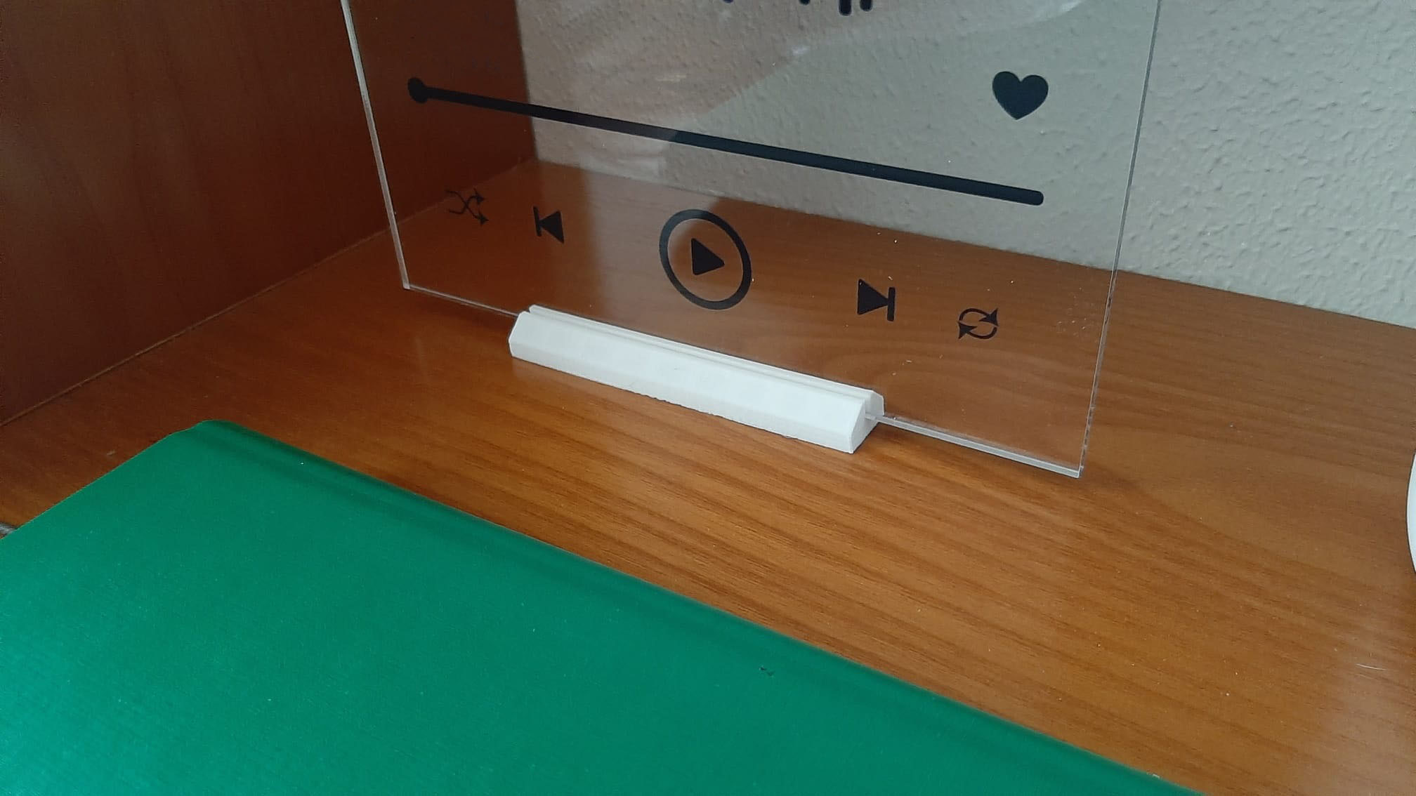 Free STL file Simple stands for 4mm methacrylate plate (spotify stand ...