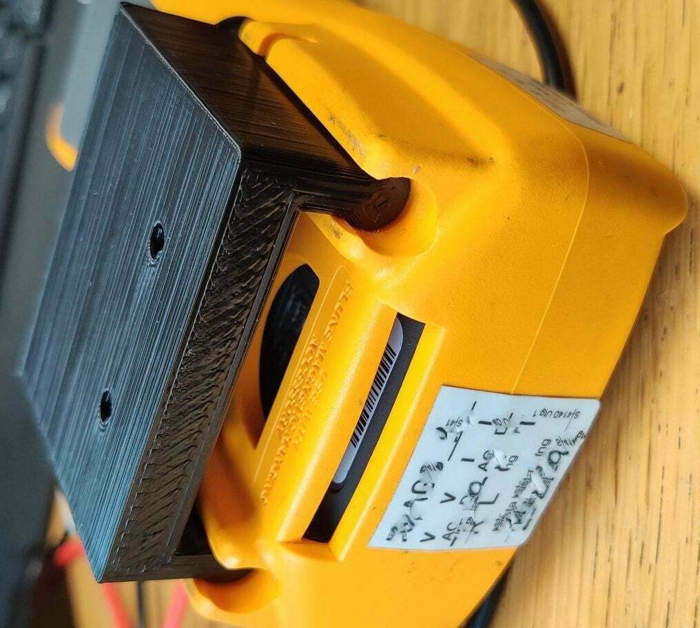 🔧 Wall mount Fluke 115/117・Free STL File for ・Cults