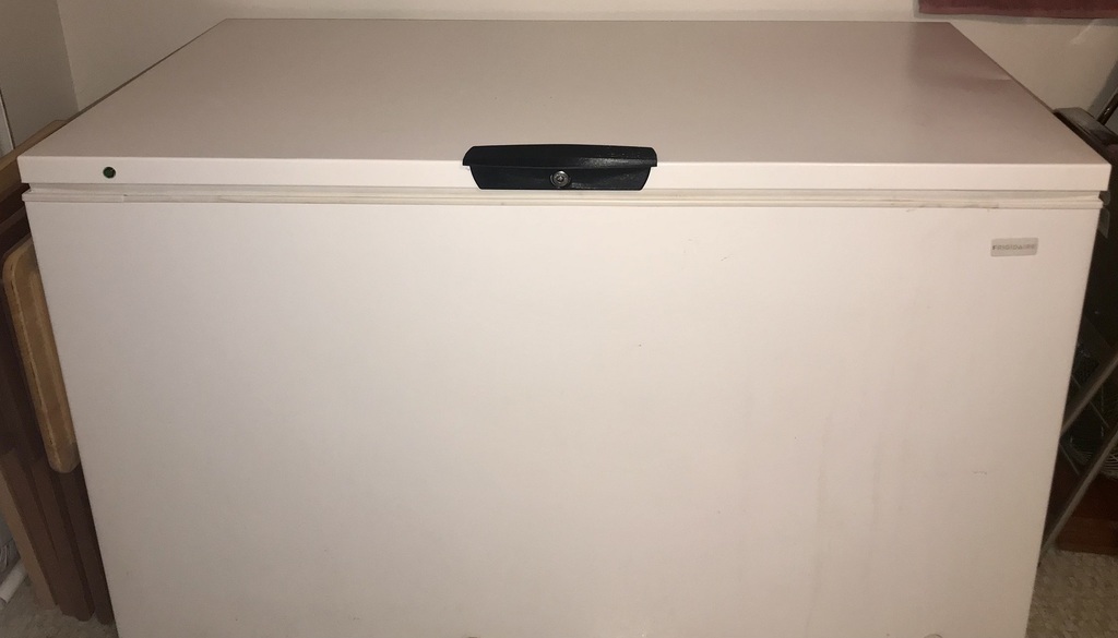 🍽️ Frigidaire Freezer Handle and Plastic Pins・ STL File for 3D printing ...