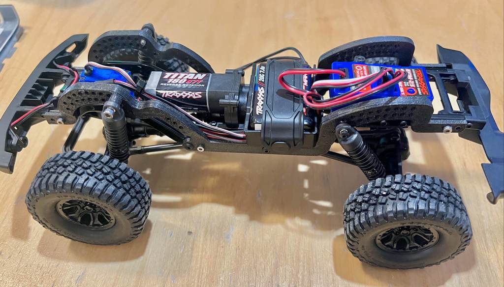 Archivo 3D gratuito TRX4M Chassis upgrade 🧞‍♂️ ・Idea de impresión 3D para descargar・Cults
