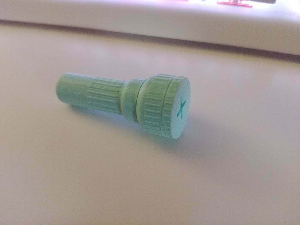 Fichier STL gratuit LM8UU Buse de graissage de roulements (avec ...