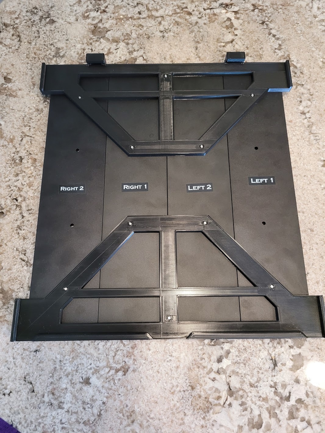 STL file Snapmaker 2.0 A350 Snap-In Quick Change Laser Bed Adapters 🛏️ ...