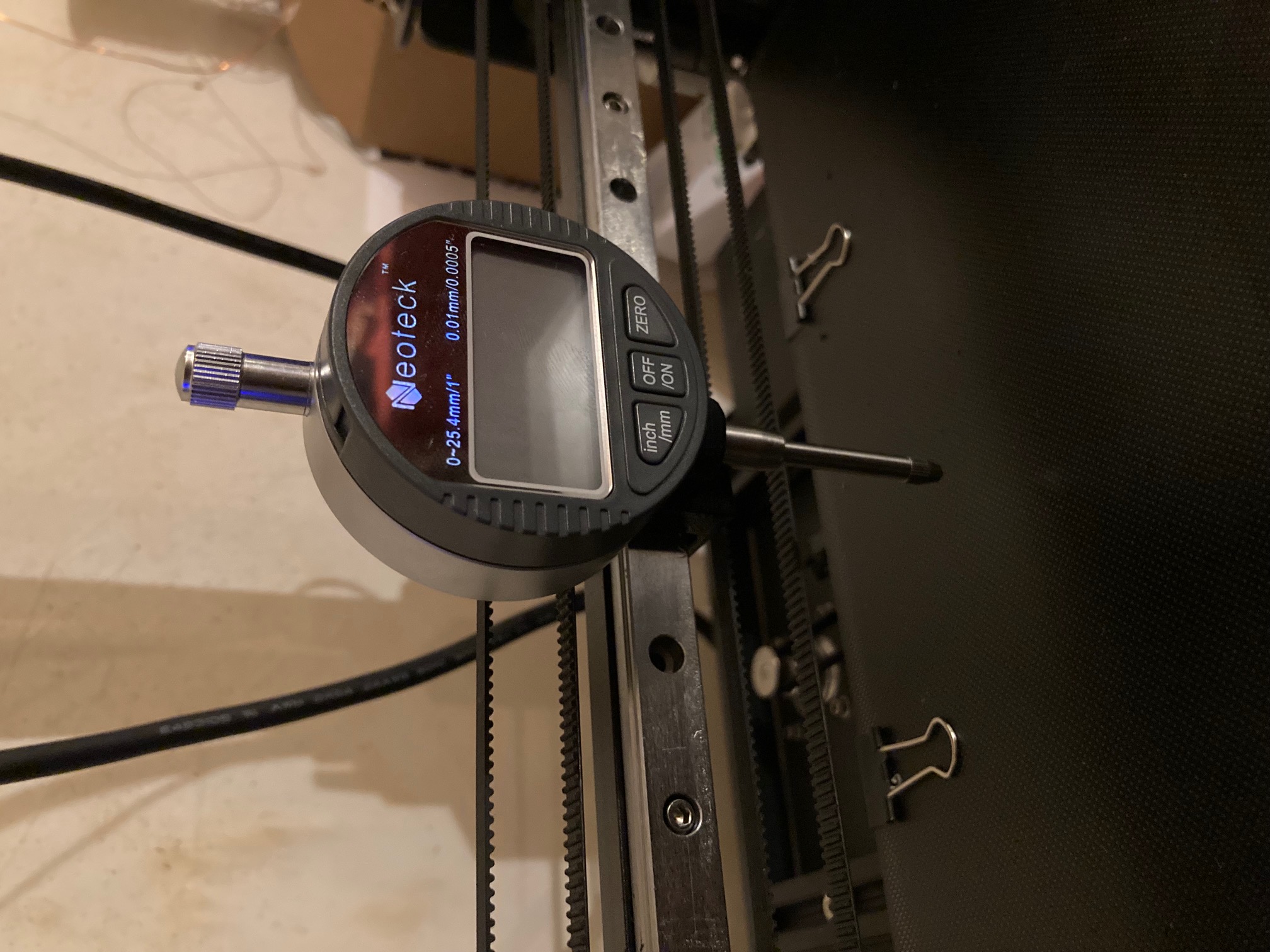 Free STL file Comparator support for linear rail 🛏️ ・3D printable ...