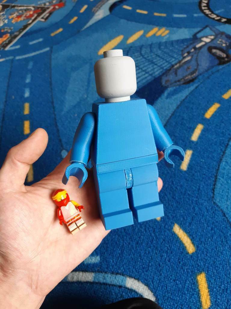 Archivo STL gratis Brick-Man-edited-parts 👽 ・Modelo para descargar y ...