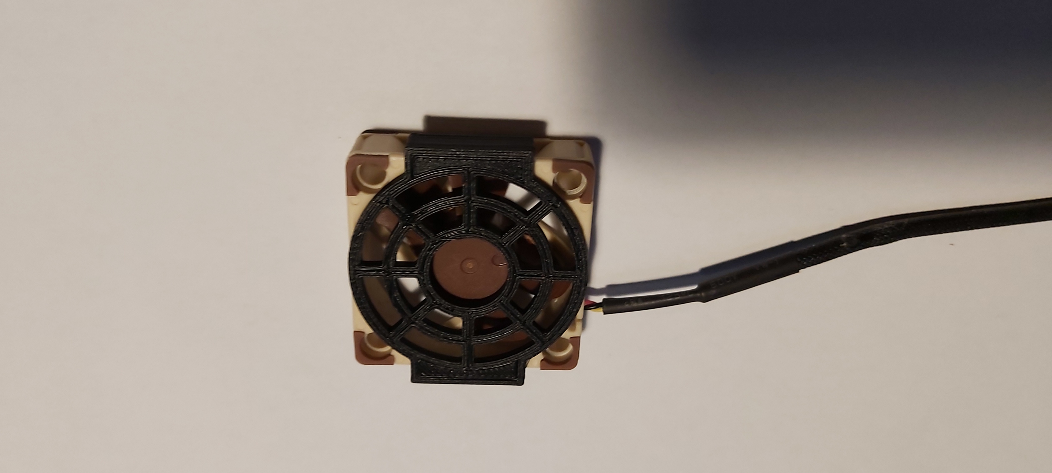 Free OBJ file Noctua Clip on 40mm fan covers 🧞‍♂️ ・3D print design to ...