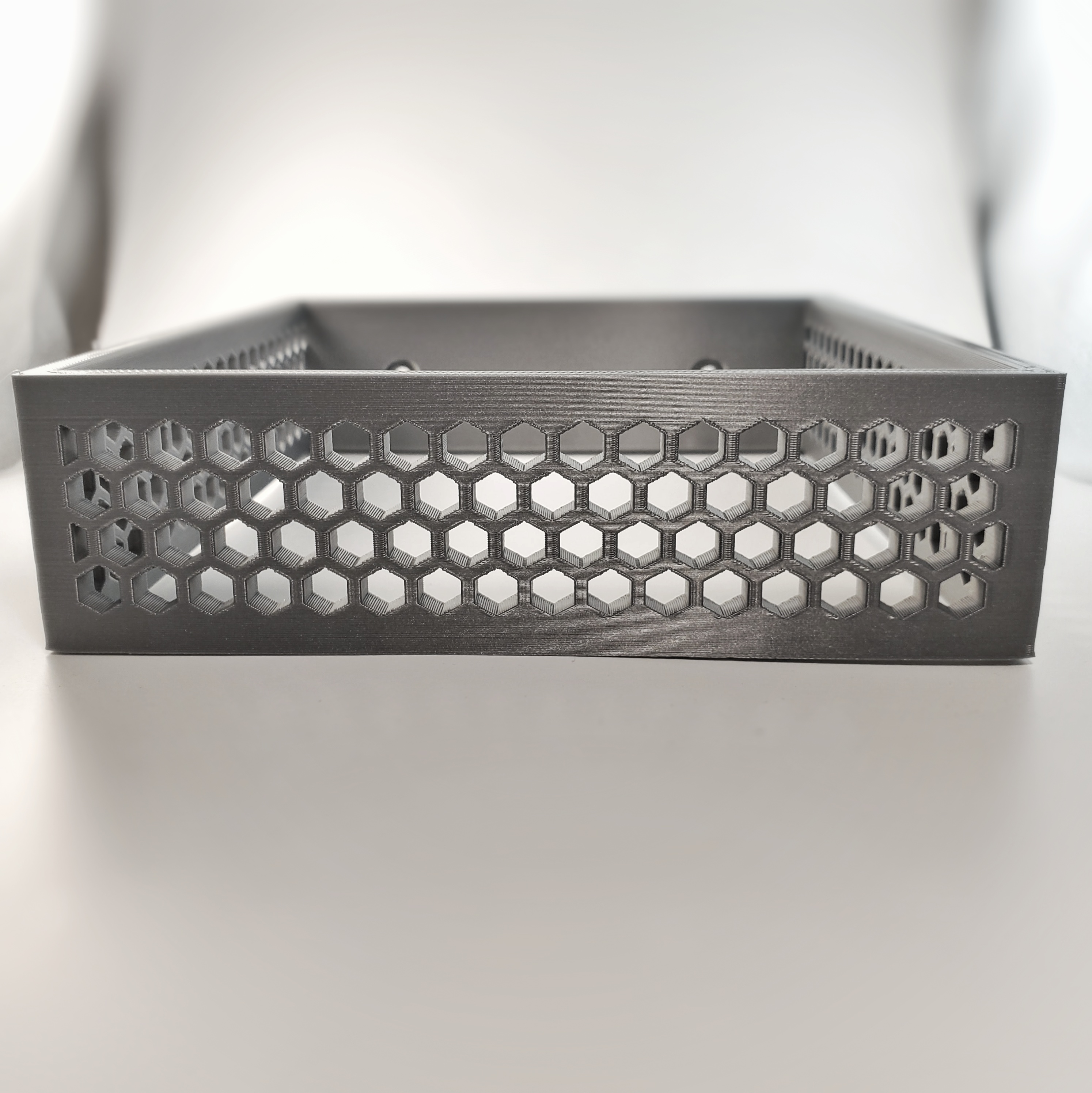 STL file Alienware eGPU Under Desk Mount 💻 ・3D printer design to ...