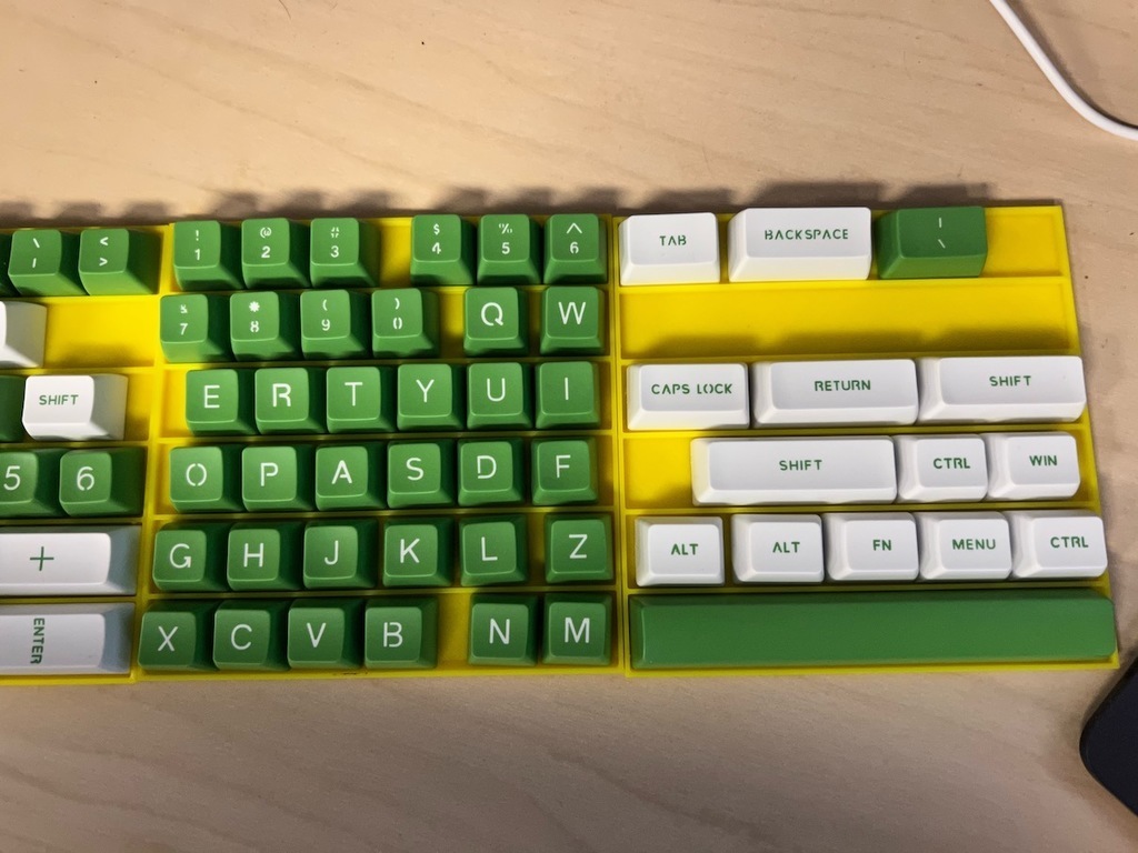 ⌨️ Keyboard key tray・Free STL File for ・Cults