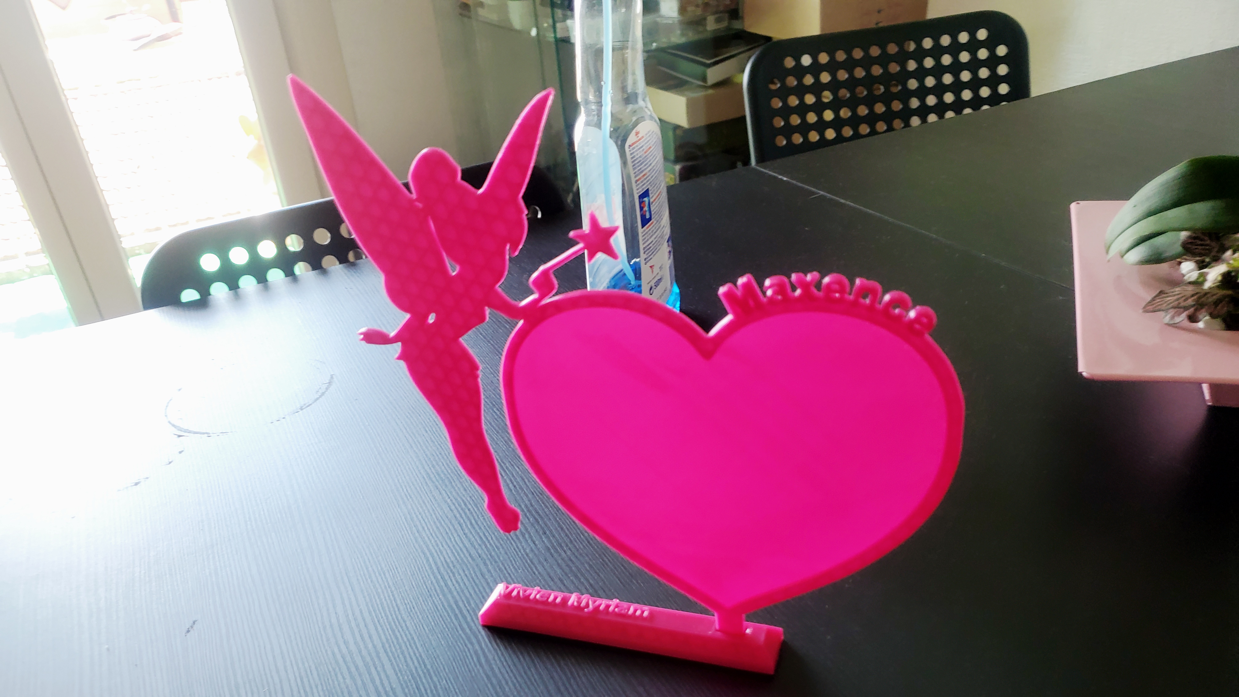 STL file Tinkerbell Heart Frame 💜 ・3D printer model to download・Cults