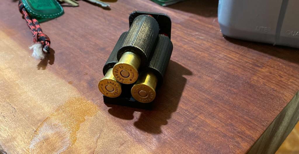 🐚 45-70 M-Lok Shell Holder・Free STL File for ・Cults