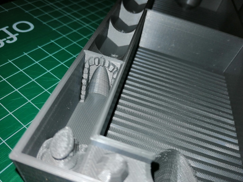 Free STL file Saboteur insert 1+2_Aliexpress ♟ ・Model to download and ...