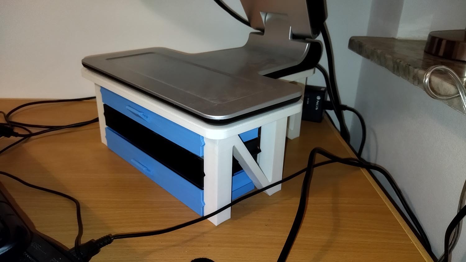 🏠 Monitor Stand/Riser (HP w-Series) w/ 3 Storage Drawers・Free STL File ...